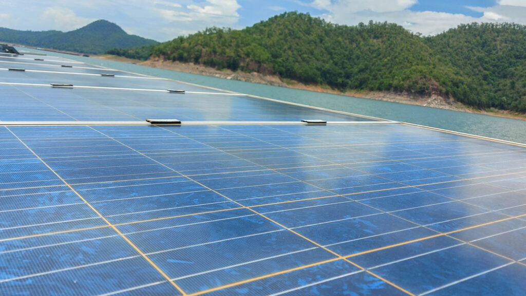 Canal-top solar installations create energy and reduce water loss | IPWEA